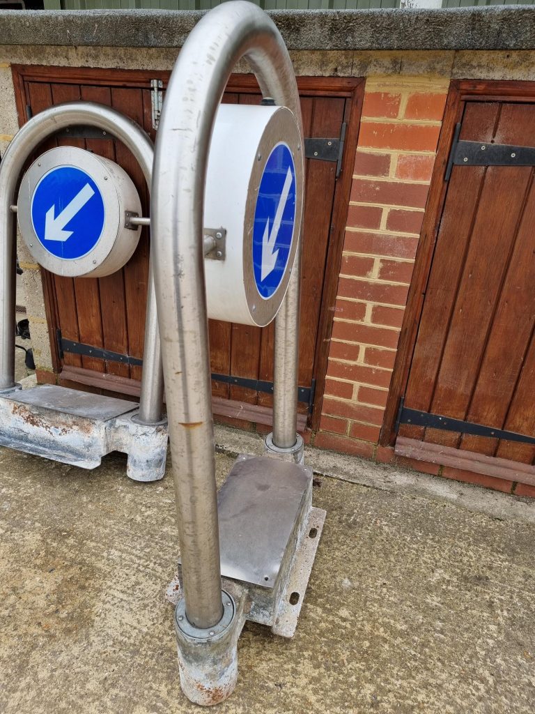 City of London Hoop illuminated Bollards – Street Furniture Salvagers ...