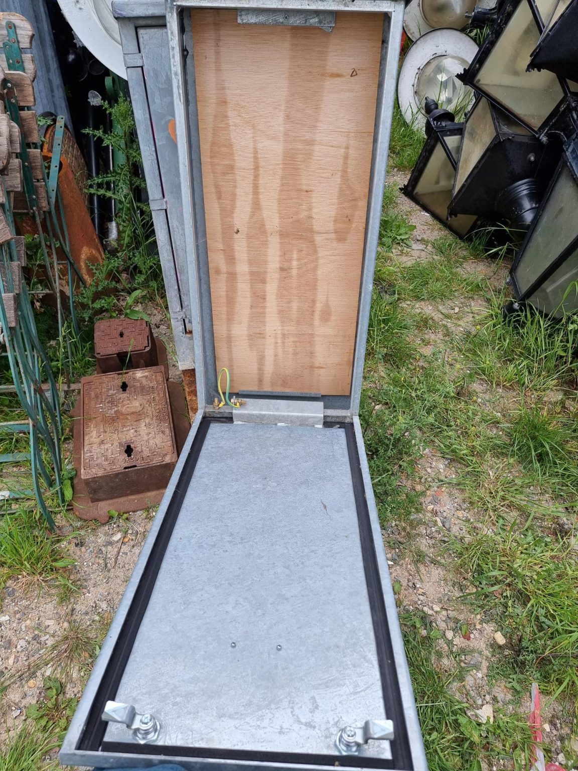 Galvanised TOFCO Electrical Roadside Cabinet – Street Furniture ...