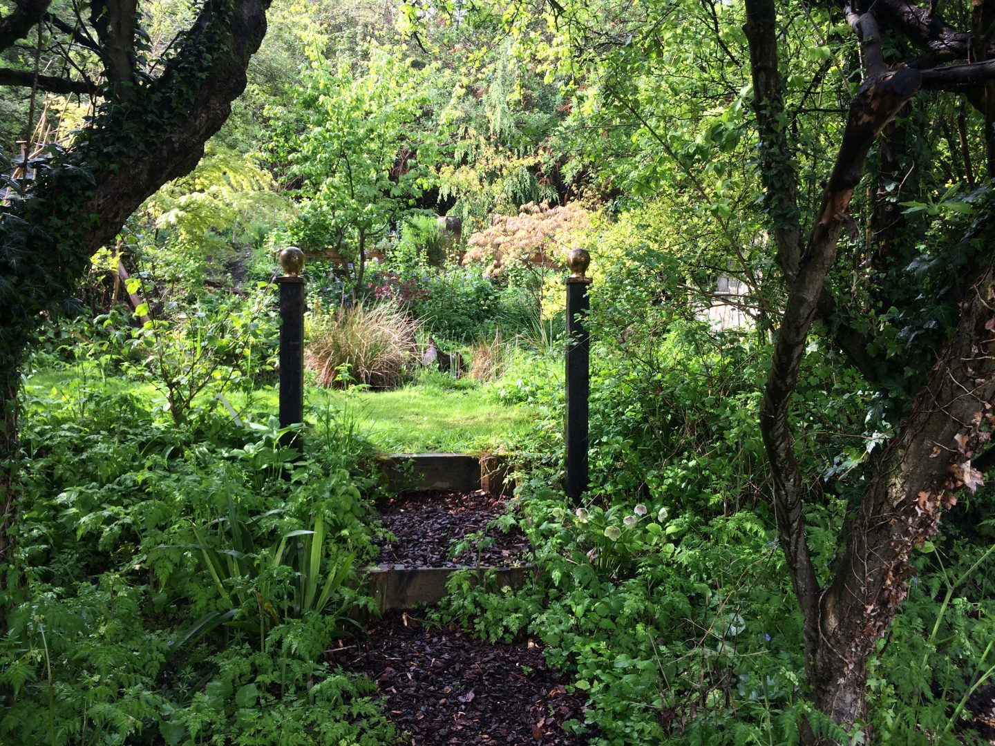 Brass Ball Top Posts - Solid | Street Furniture Salvagers , Prop Hire ...