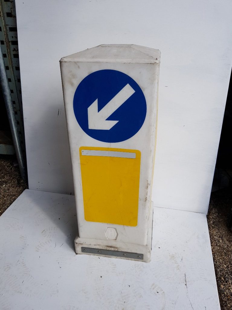 Bollards - City of London - Composite Large Bollards | Fenori CI (UK) Ltd