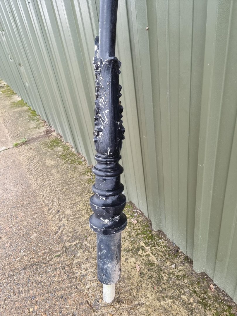 Large Ornate Swan Neck Brackets | Fenori | Street Furniture Salvage ...