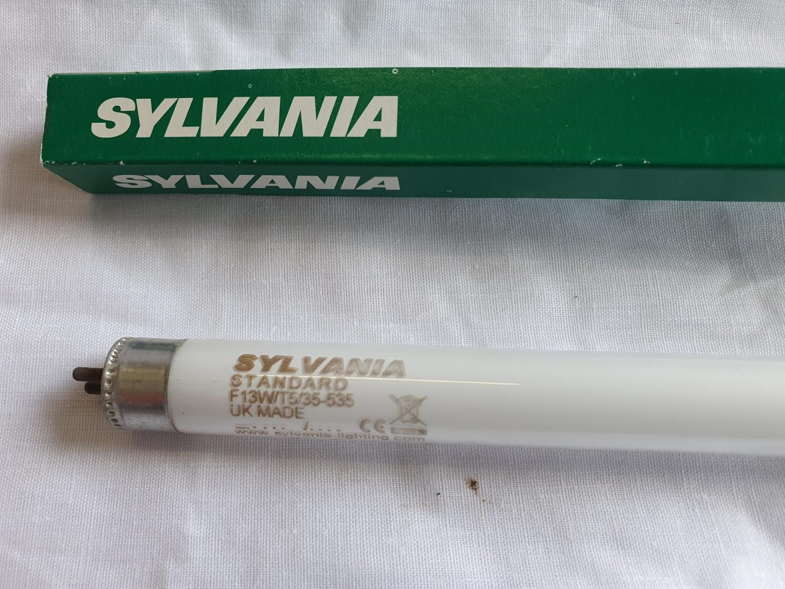 Sylvania Flourescent Tubes F13W W T5 Standard 525 mm long – Street ...