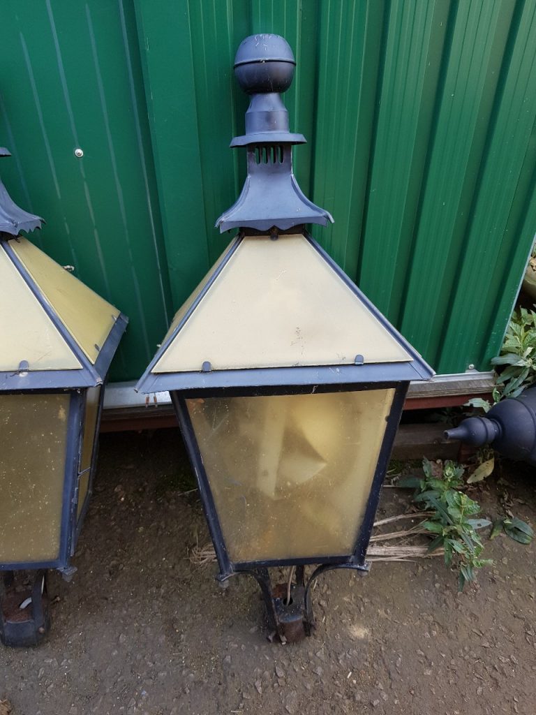 Victorian Cast Iron Garden Edging Trellis | Fenori CI (UK) Ltd